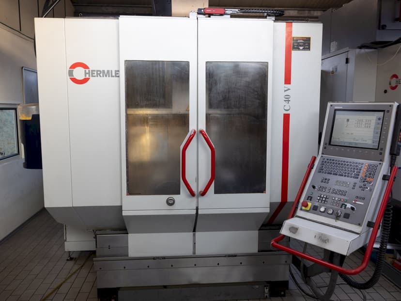 HERMLE C 40 V Vertical Machining center